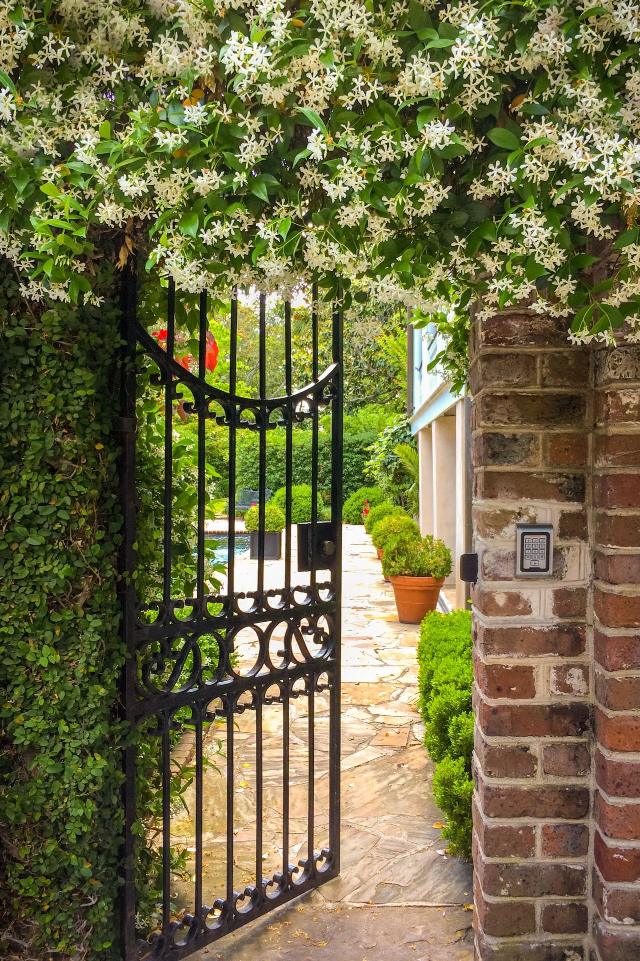 Spring Gate Repairs | Perth Gate Repairs | NexGen Tradies
